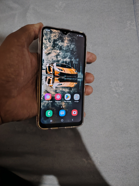 Samsung A10 holati ideal