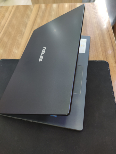 Ноутбук ASUS star black