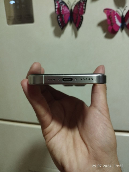 продается iphone 15 pro