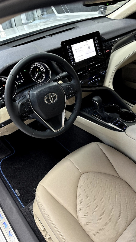 Toyota Camry GLE 2.5L Hybrid