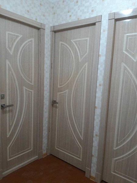 1 комн., очень большая-45 кв.м., 2 этаж, кирпичный дом.