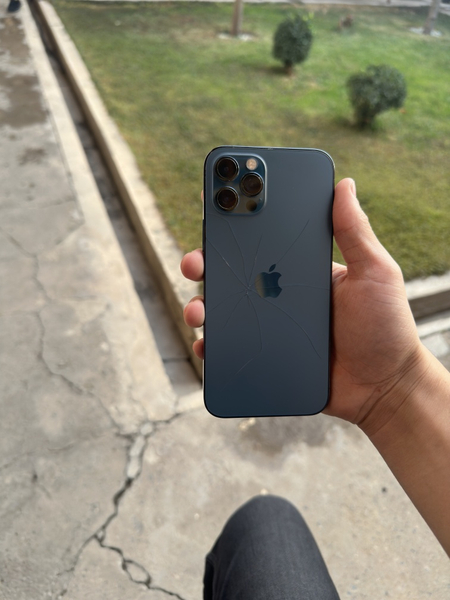 Iphone 12 pro LL/A