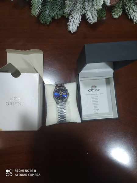 Продам новые часы orient