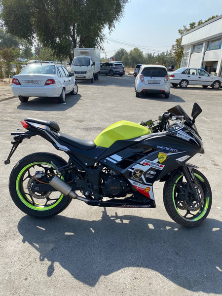 Kawaski 250kub zor holata
