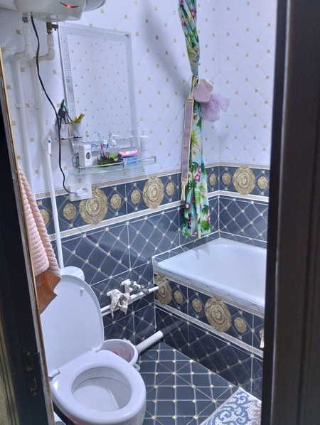 Troiskiyda yengi planirovka 1 xonali 39 kvadrat zor mahallada