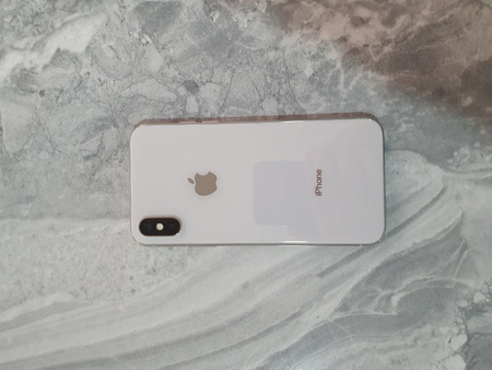 Iphone Xs  кирилмаган