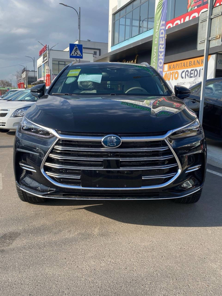 BYD TANG DMI (Gibrid 1200km)