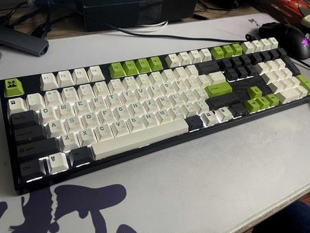 Клавиатура Varmilo MA108M/V-Sakura/panda