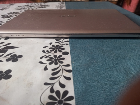 Vivo book Asus сотилади арзон
