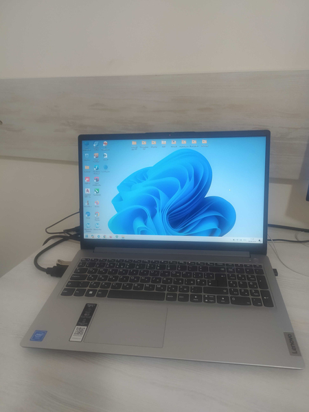 Ноутбук Lenovo V15 / Intel Celeron N4020 / DDR4 4 GB / SSD 256Gb /