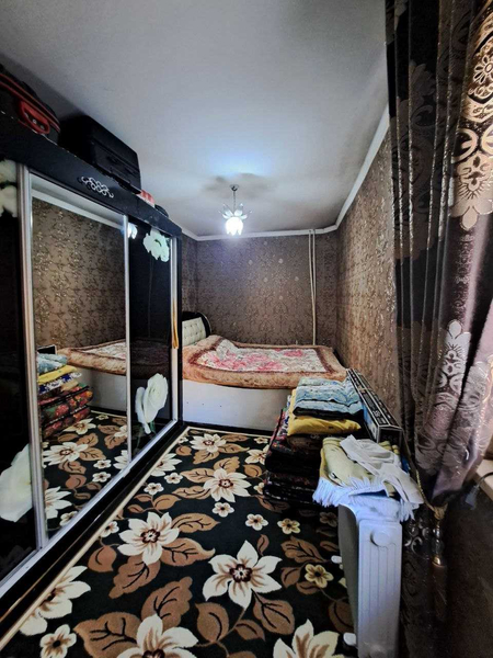 Продам 2 ком.Квартиру Срочна Киргули 24 мактаб олдида