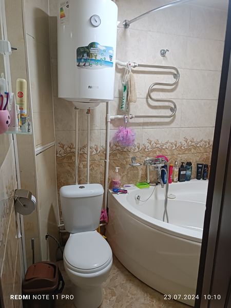Ijara 3 xona Chirchiq 3 mik 41/23 uzoq muddatga xamma sharoit bor 300$