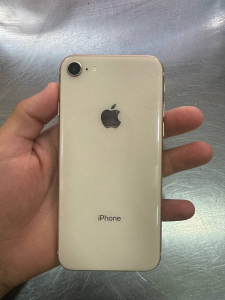 Iphone8 64gb usiliny qoyilgan n