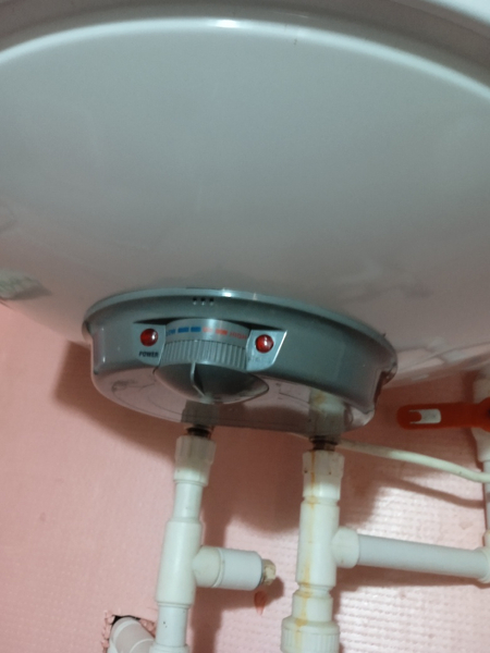 Ariston 100 litrli