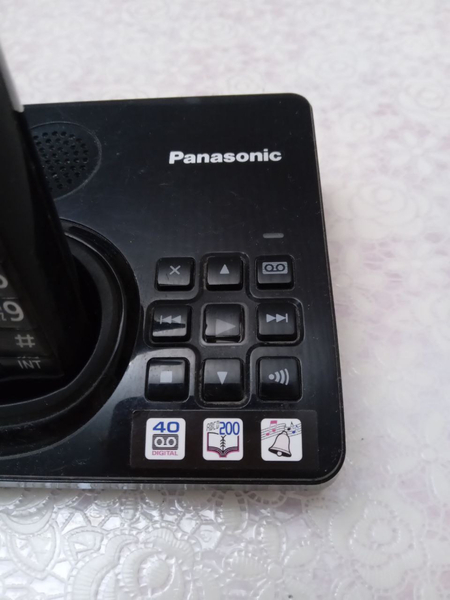 Телефон Panasonik с автоответчиком