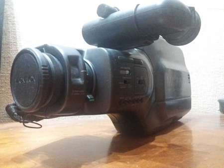 Видеокамера MAGNAVOX