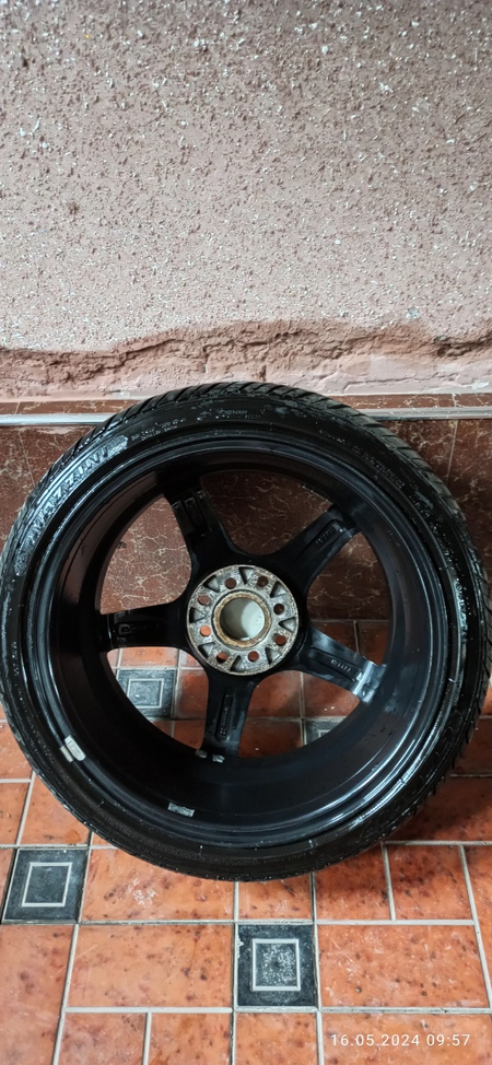 Advan Racing GT 205/40/17 кованые лекгие диски