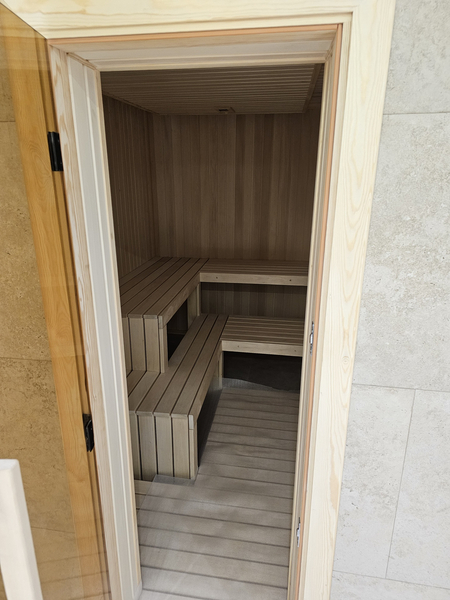 Продается квартира 4х комнатная (состояние коробка)
