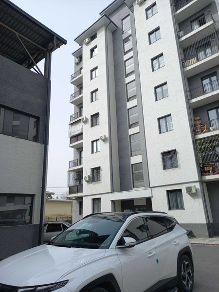 Срочно продаётся 4-х комнатная квартира за 72 000 у.е. (91 м2)