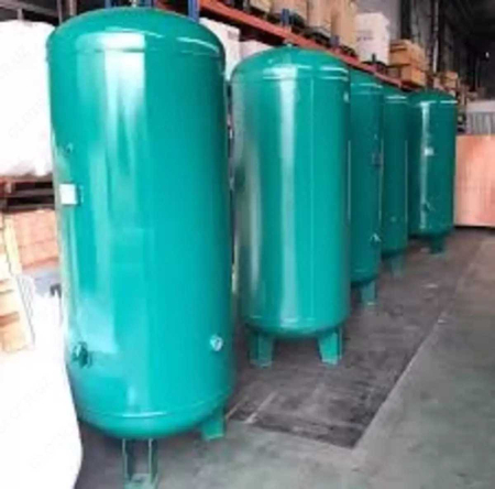 Ресивер для cжатого воздуха AIR TANK 600L