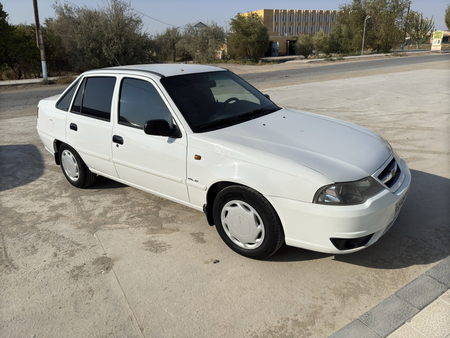 Нексия 1.6 сотилади