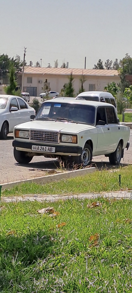 Vaz 2107 oq sedan