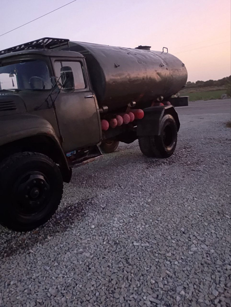 Zil 130 avtosisterna