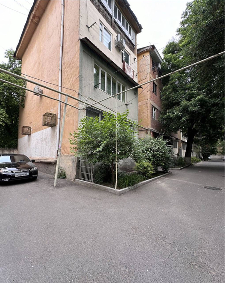 Продам квартиру 3/1/4/70м2 Метро космонавтов  улица Юнуса Раджаби,