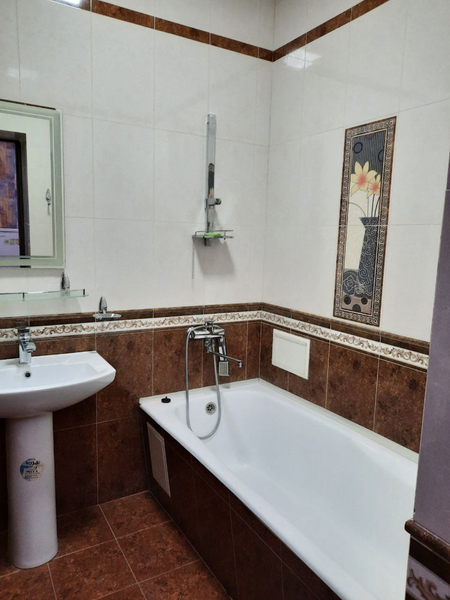 Yunusobod Novastroyka Megapolis 2/7/12  50 m²
