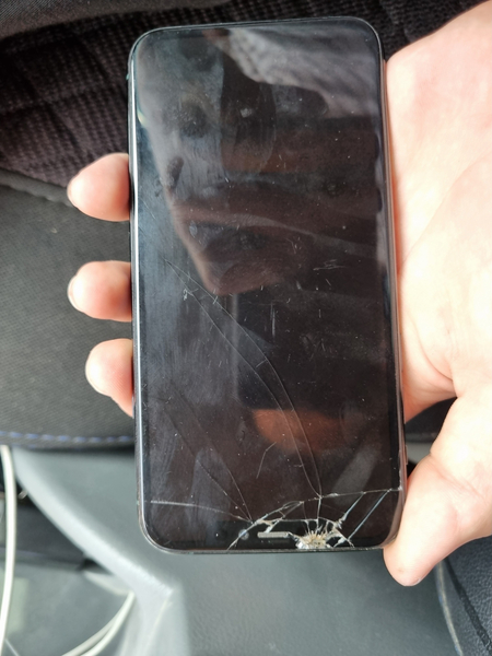 Iphone 11 pro    .