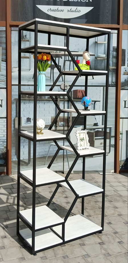 Стеллаж Loft uslubidagi ofislar uchun