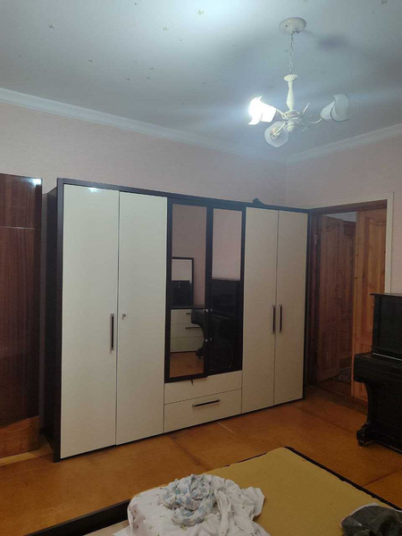 Продаётся дом в Яшнабадском районе ( Кадышева).