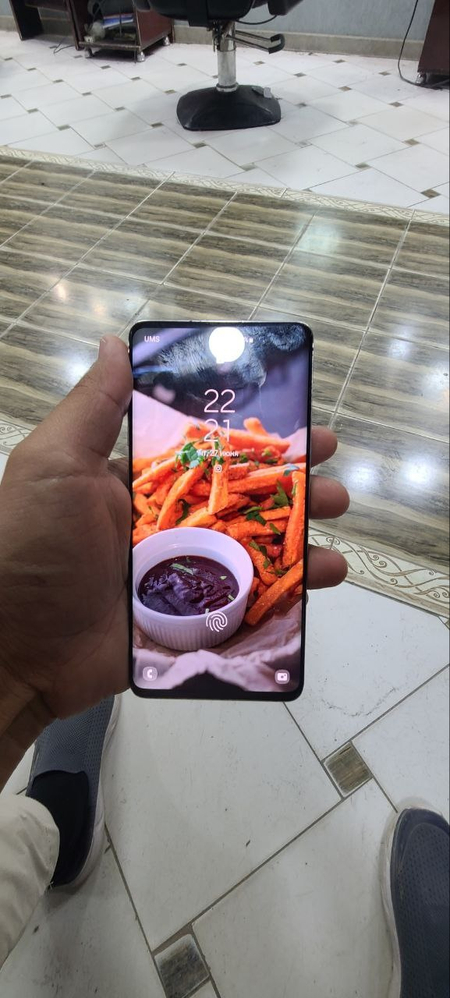 Samsung s10+ 5g 8/256 ideal