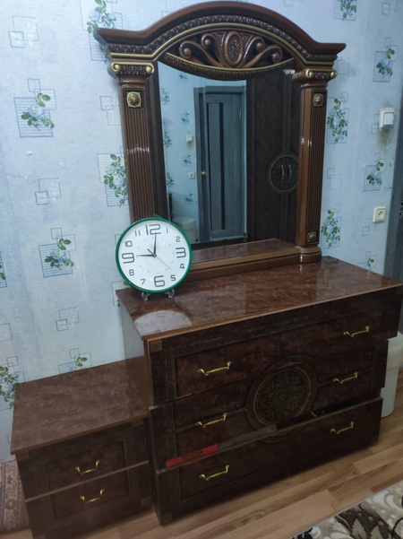 Срочно продаётся спальний гарнитур