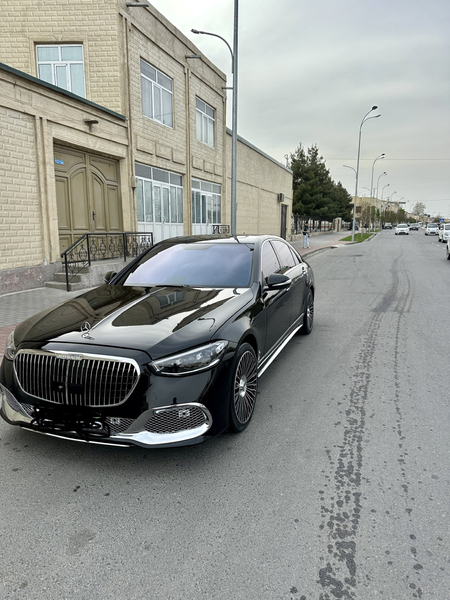 MercedesBens 223