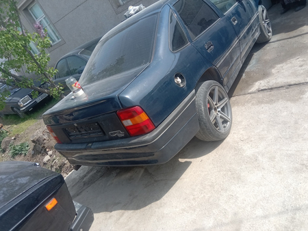 Opel vektra Sotiladi 2.0l