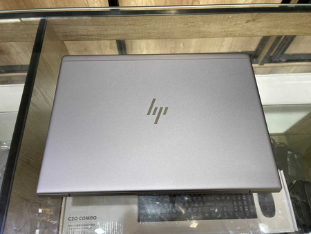 HP ZBook 14u Intel Core i7-8565U озу16гб 256ssd Radeon Pro WX3200