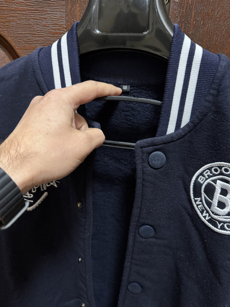 Продам Бомбер и Ветровку Moncler