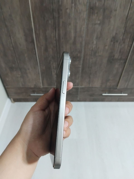 Srochna Iphone 15 promax sotiladi