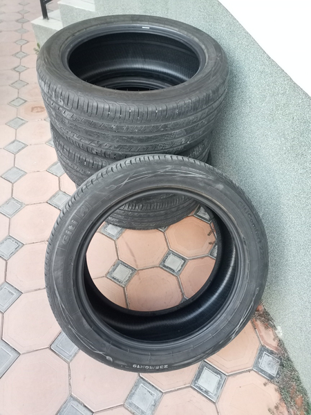 Продам авторезину, 235/50R19
