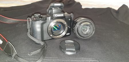 Фотоаппарат Canon eos m50
