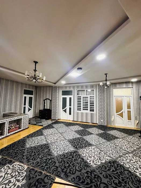 Продаётся Евродом на ул. Катта Кани, 5-соток (N 8562)