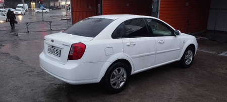 lacetti 1.6 2013