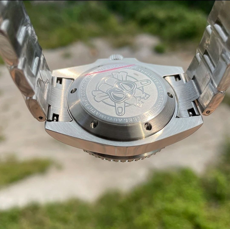 SteelDive automatic dover watch 300 metr. Steklo-saffer. Seiko NH-35A