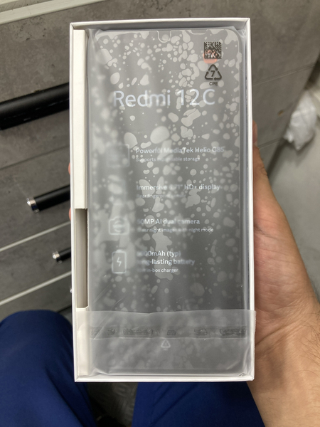 RedMi 12 C sotiladi yengi Komplekt