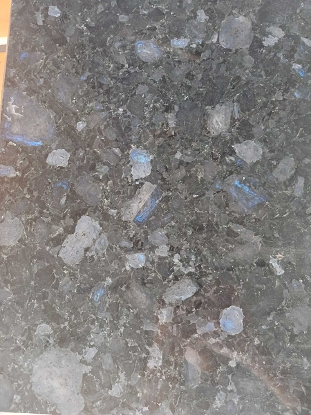 Narvegiya labradorid granit/ Birinchi qo\\\'l / Usta xizmati bor