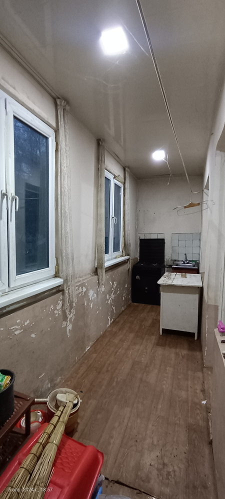 Продаю Свою 2'3 комнатную квартиру , 1-Этаж Юнусабад-11 МегаПланет