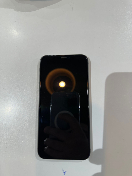 Продаю iphone xs 64 gb LLA