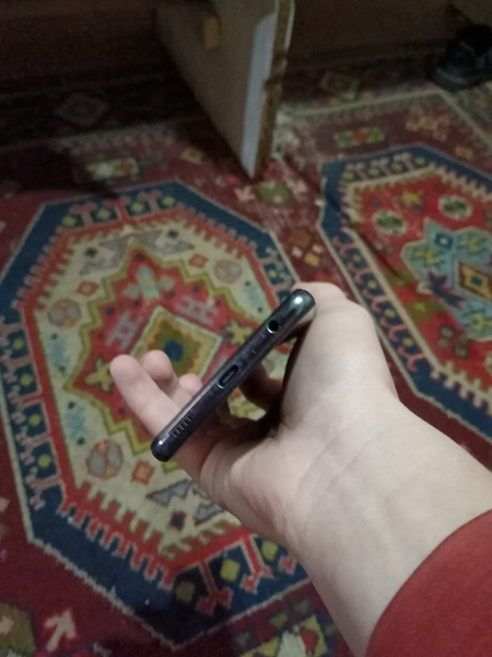Samsung a52 sotiladi holati edial 8/128