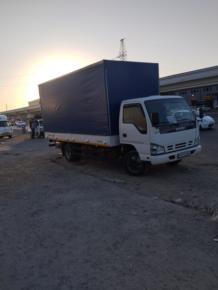 ISUZU 2010 yil prabegi 360000